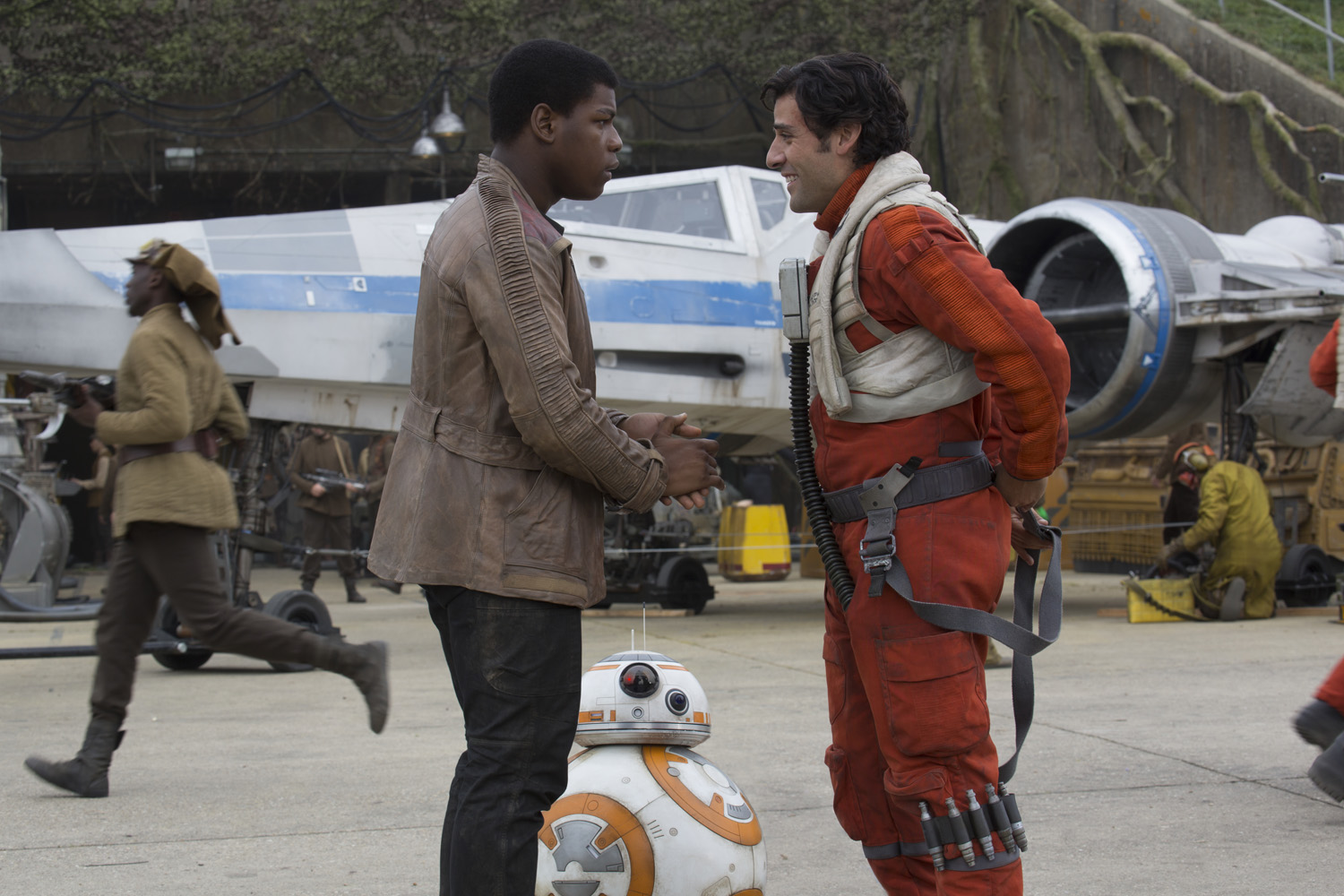 Rey, Finn, Poe: New heroes in ‘Star Wars: The Force Awakens’ – CinemaBravo